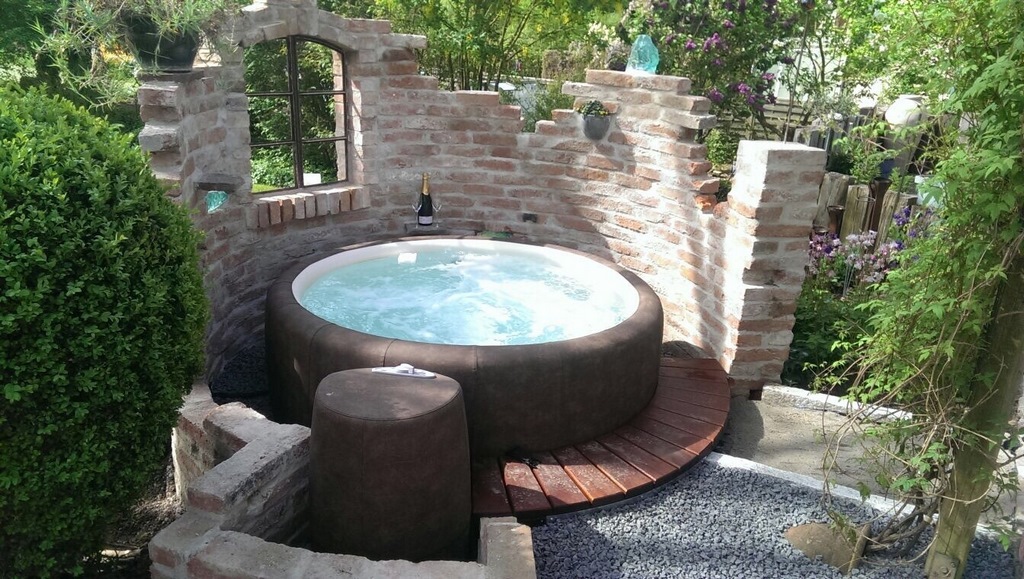 Softub Whirlpools • Foto Galerie • Whirlpool für Garten und Dachterrasse