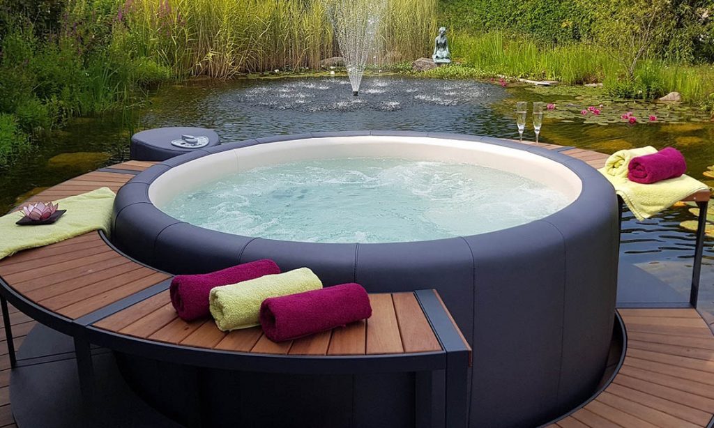 Softub Whirlpool POSEIDON • Softub Whirlpools