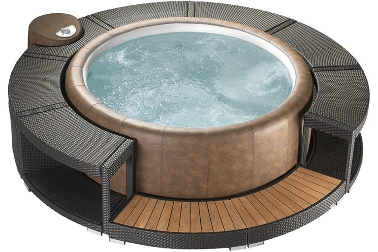 Softub Whirlpool LEGEND • Softub Whirlpools